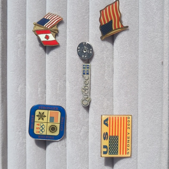 Vintage | Jewelry | Ea Vtg Flag Hatlapel Pins Usacanada Olympics Quebec ...